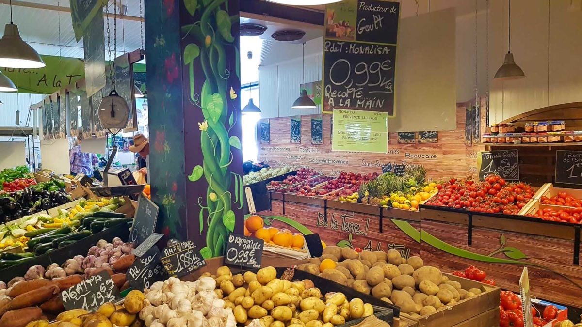 Primeur à Arles - Fruits et Légumes locaux - De la Terre à la Table
